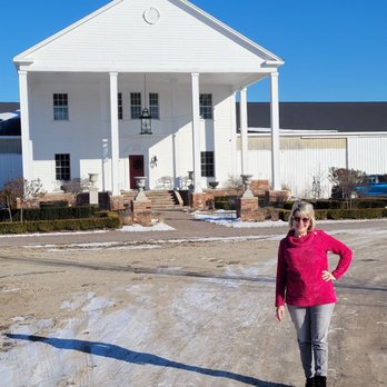 HOFFMAN FARMS WINERY - Updated December 2025 - 16 Photos & 11 Reviews ...