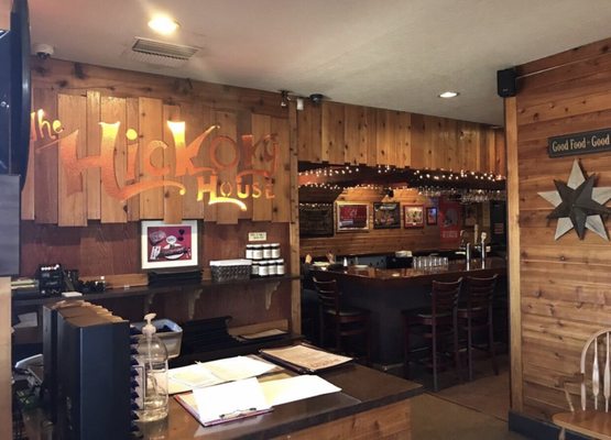 HICKORY HOUSE RESTAURANT - 124 Photos & 168 Reviews - 7051 E Main St ...