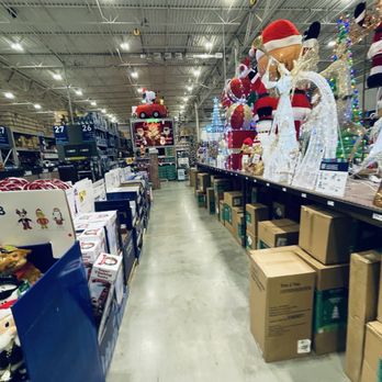 LOWE’S HOME IMPROVEMENT - Updated December 2025 - 204 Photos & 73 ...