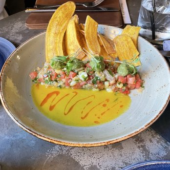 TRAVELER’S TABLE - Updated April 2025 - 6460 Photos & 2167 Reviews ...