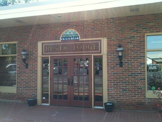 RUSTIC LODGE - Updated October 2025 - 2199 Oakland Ave, Indiana ...