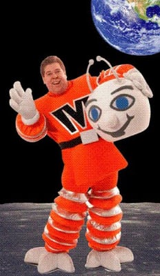 MOON AIR - Updated October 2025 - 22 Photos & 24 Reviews - 1638 Elkton ...