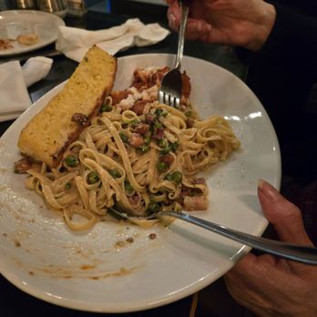 LITTLE ROMA RESTAURANT - Updated June 2025 - 266 Photos & 403 Reviews ...