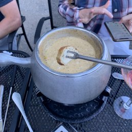 SIMPLY FONDUE - Updated July 2024 - 1126 Photos & 1331 Reviews - 2300 ...