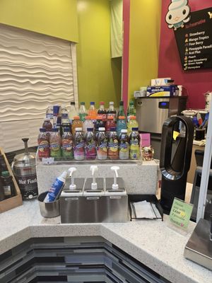 YOGI CASTLE - Updated September 2025 - 23 Photos & 23 Reviews - 7101 ...