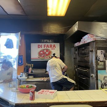 DI FARA PIZZA - Updated December 2024 - 2461 Photos & 4122 Reviews ...