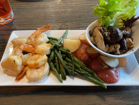 LANDMARK KITCHEN & BAR - Updated July 2025 - 63 Photos & 55 Reviews ...