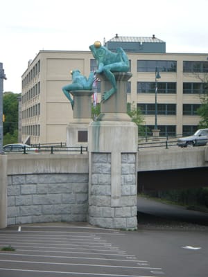 THE FROG BRIDGE - Updated December 2025 - 28 Photos - South St ...