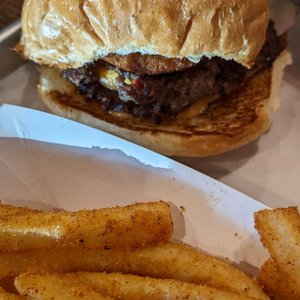 MAC’S LOCAL EATS - 516 Photos & 545 Reviews - 5656 Oakland Ave, St ...