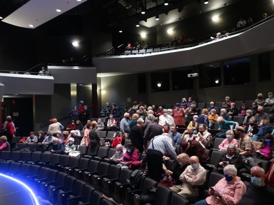 PRAIRIE LAKES COMMUNITY THEATER - Updated October 2025 - 21 Photos ...