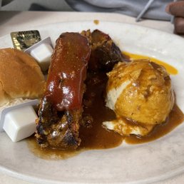 RED SQUIRREL - Updated October 2025 - 96 Photos & 98 Reviews - 8227 ...