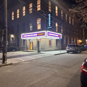 STADIUM THEATRE PERFORMING ARTS CENTER - Updated February 2025 - 40 ...