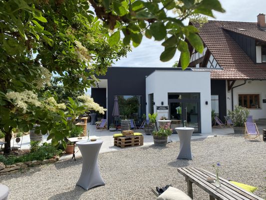 WEINGUT RIEGER - Noblingstr. 13B, Buggingen, Baden-Württemberg, Germany ...