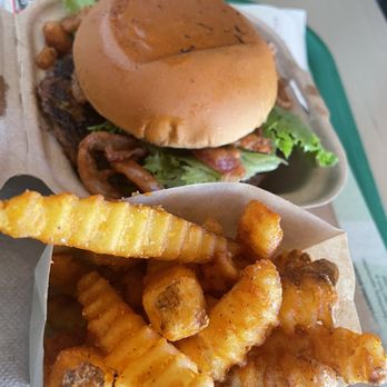 EARTH BURGER - Updated January 2025 - 435 Photos & 644 Reviews - 818 NW ...