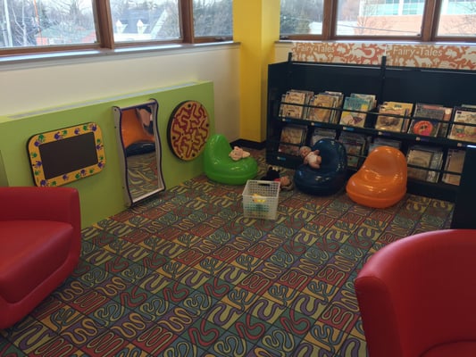 WESTMONT PUBLIC LIBRARY - Updated December 2025 - 18 Photos & 19 ...