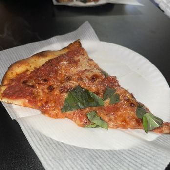 DI FARA PIZZA - Updated November 2024 - 2460 Photos & 4093 Reviews ...