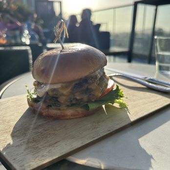 STUDY HALL ROOFTOP LOUNGE - Updated August 2024 - 310 Photos & 195 ...