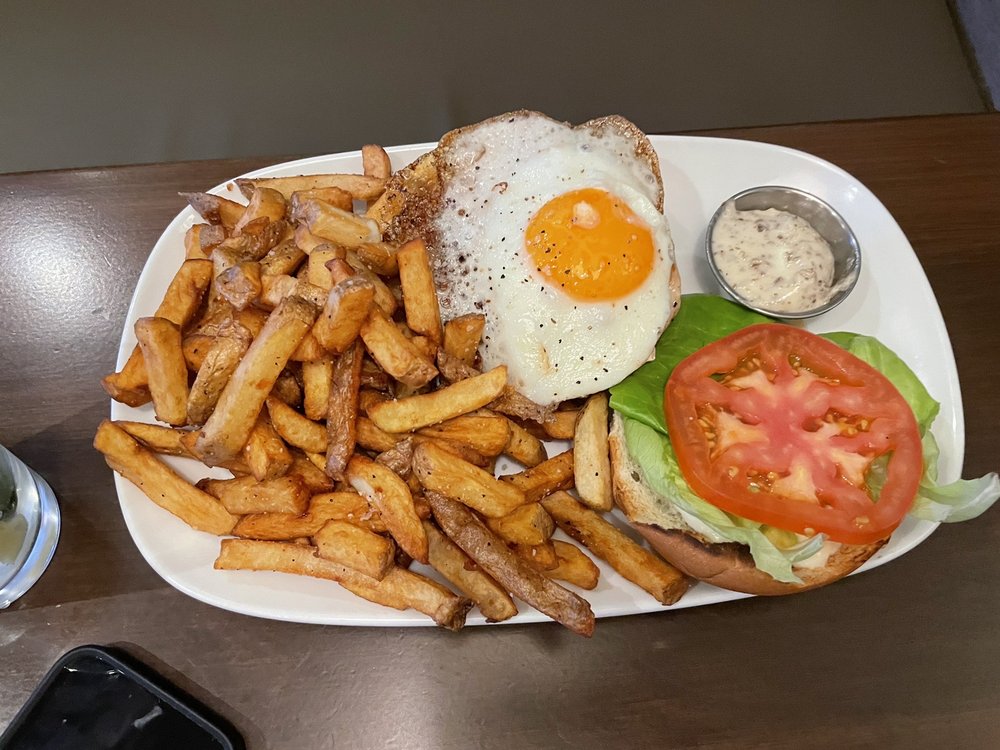 BIN 4 BURGER LOUNGE - Updated January 2026 - 54 Photos & 99 Reviews ...