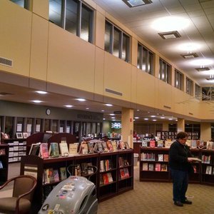 APPLETON PUBLIC LIBRARY - Updated October 2025 - 13 Photos - 225 N ...