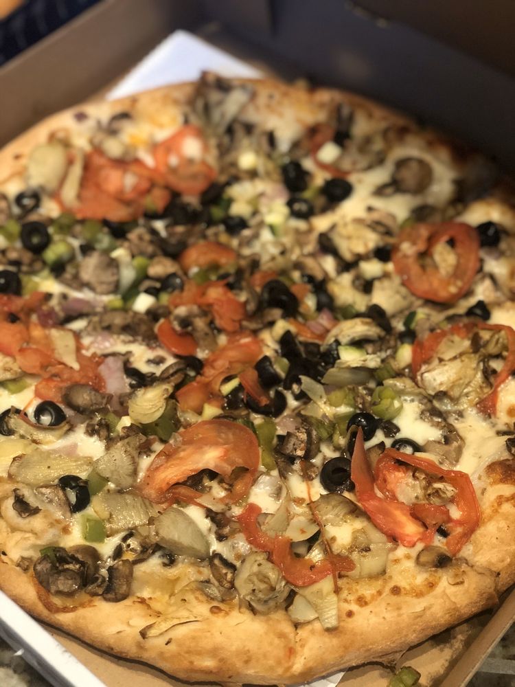 PACIFICA PIZZA - 62 Photos & 75 Reviews - 1153 Country Club Dr, Madera ...
