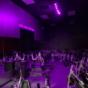 ANGLETON REC CENTER & NATATORIUM | 1601 N Valderas, Angleton, Texas ...