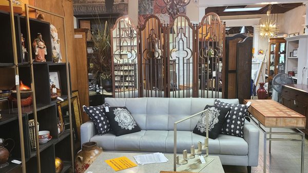 CONSIGNED BY DESIGN - Updated March 2025 - 185 Photos & 30 Reviews ...