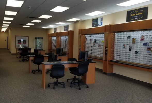 SVS VISION OPTICAL CENTERS - Updated May 2025 - 11 Photos - 7689 Mentor ...