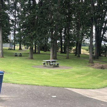 OAK GROVE REST AREA I-5 SOUTHBOUND - Updated December 2025 - 48 Photos ...