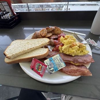 BREWTOP SOCIAL - Updated June 2025 - 234 Photos & 192 Reviews - 17801 ...