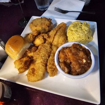 BOSS QUEENS SOUL CAFE - Updated September 2024 - 359 Photos & 253 ...