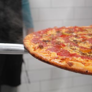 EDA’S PIZZERIA - Updated July 2025 - 35 Photos & 18 Reviews - 5154 ...