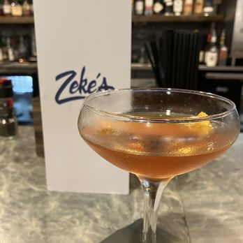 ZEKE’S RESTAURANT - Updated February 2025 - 528 Photos & 389 Reviews ...