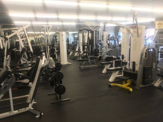 BAUM SQUAD FITNESS - Updated January 2026 - 422 S Governors Hwy ...