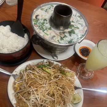 OCHA CLASSIC - 491 Photos & 742 Reviews - 835 S Vermont Ave, Los ...