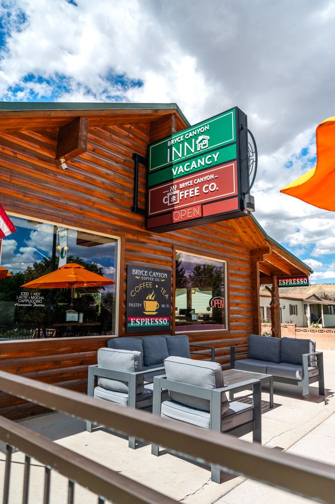 BRYCE CANYON INN - Updated December 2025 - 86 Photos & 89 Reviews - 21 ...