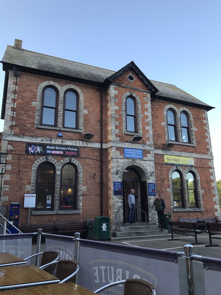 KING OF PRUSSIA HOTEL | 12 Photos | 3 Town Quay, Fowey, Cornwall ...