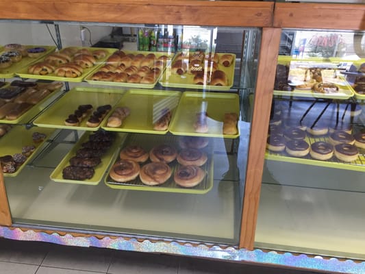 BIG DADDY DONUTS - Updated November 2024 - 251 SW Wilshire Blvd ...
