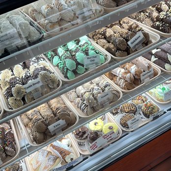 RUSSO PASTRY SHOP - Updated April 2025 - 115 Photos & 102 Reviews - 739 ...
