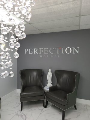PERFECTION PLASTIC SURGERY & MED SPA - 50 Photos & 75 Reviews - 16690 ...