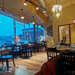 TUCKERBOX - Updated March 2026 - 347 Photos & 518 Reviews - 1 S Main St ...