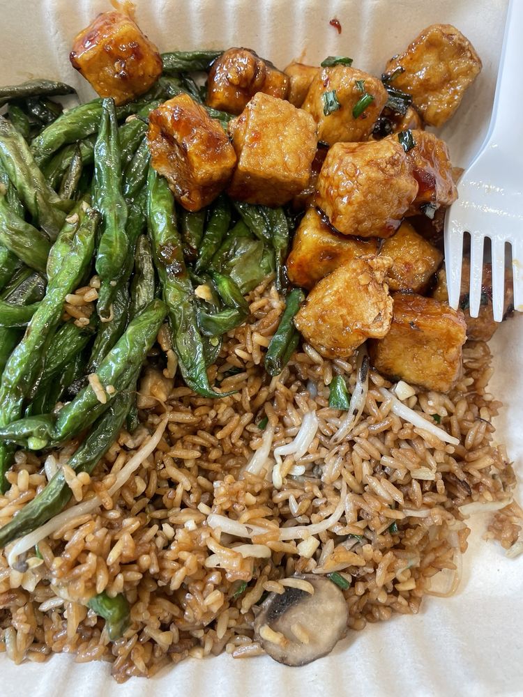 LEEANN CHIN - Updated May 2026 - 12 Reviews - 6000 N Terminal Pkwy ...