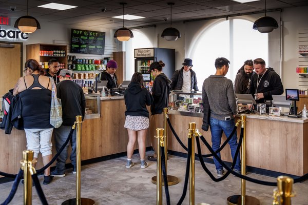 EMBARC REDWOOD CITY - Updated December 2025 - 54 Photos & 101 Reviews ...