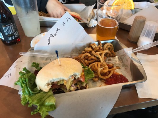 NISKERS CHAR-GRILL & SLAP SHOT HOCKEY BAR - 204 Photos & 108 Reviews ...