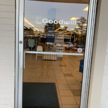 GOODWILL NYNJ STORE & DONATION CENTER - Updated July 2024 - 20 Photos ...