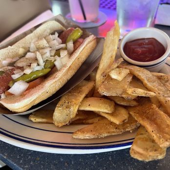 HANK’S GARAGE & GRILL - Updated July 2025 - 145 Photos & 52 Reviews ...