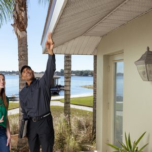 BUG-OUT SERVICE - Updated October 2025 - 28 Reviews - 1959 Kings Ave ...