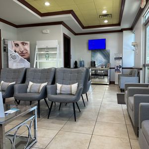 THOMAS DERMATOLOGY - Updated December 2025 - 351 N Buffalo Dr, Las ...