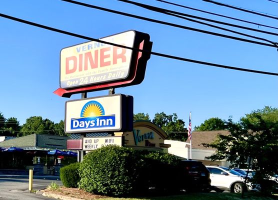 VERNON DINER - Updated January 2025 - 594 Photos & 571 Reviews - 453 ...