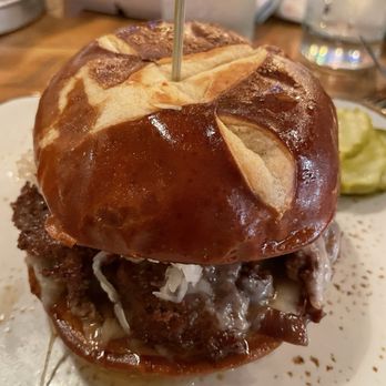 TRULAND BURGERS & GREENS - Updated April 2025 - 485 Photos & 589 ...