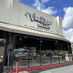 VINE RIPE MARKET - Updated July 2025 - 403 Photos & 603 Reviews - 8191 ...